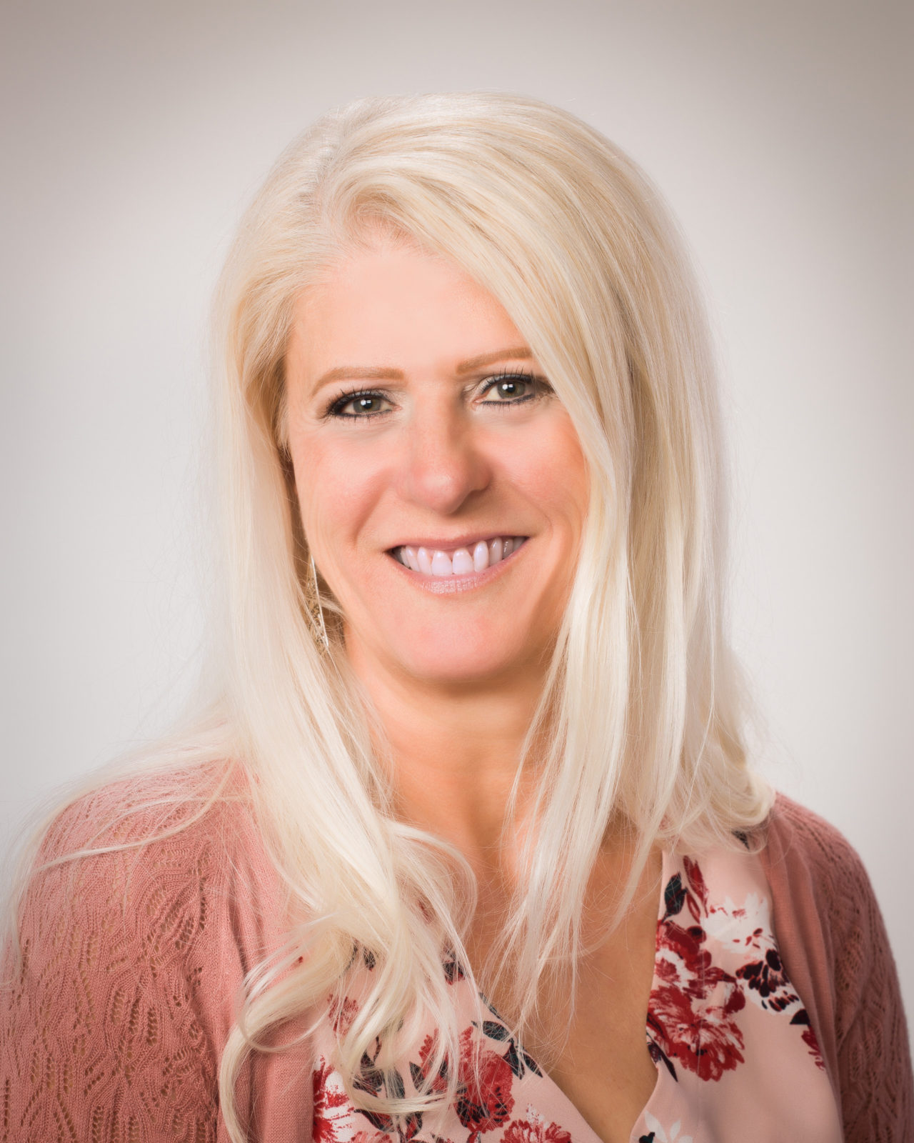 Gayla Bell - Mortgage Loan Officer | Freedom BLVD - UCCU